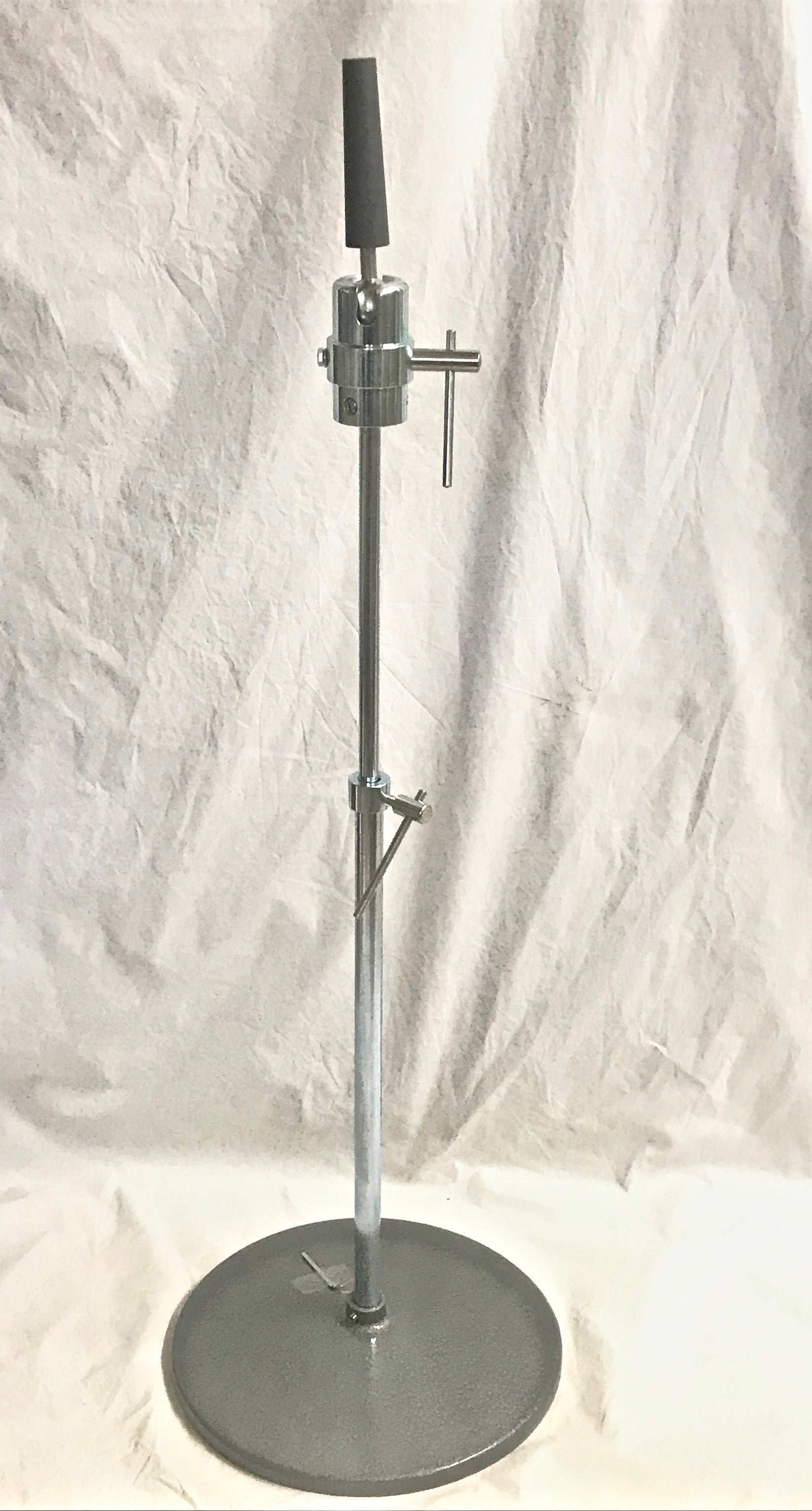 421 - New Floor stand - Heavy Metal Base - German Made – The Wig ...